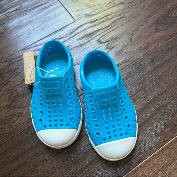 Native Shoes | Shoes | New Native Jeffersons | Poshmark